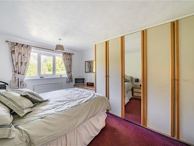 Property details for Linton Meadows, Wetherby, West Yorkshire £525,000 ...